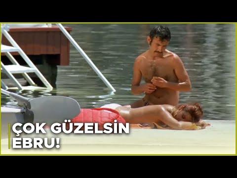 Kır Gönlünün Zincirini Türk Filmi | Orhan'ın Arkadaşı Ebru'ya Göz Koyuyor