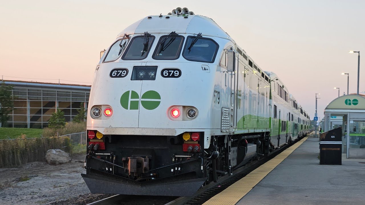 A Sunset Ride on The Barrie Line Go Train from Union Station to ...