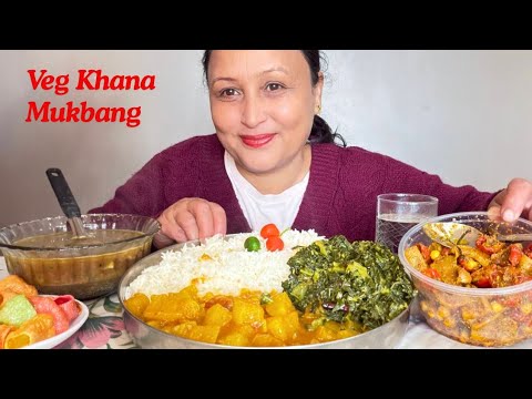 Eating Nepali Veg Khana : Iskus Jara Ko Sabji, Daal, Bhaat, Mula Ko ...