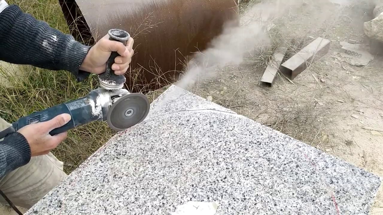 Mesa de granito redonda con radial o amoladora. Round granite table ...