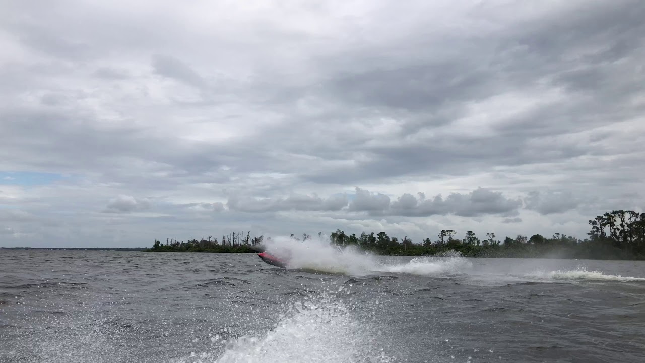 WAVERUNNER 4K - TROPICAL FLORIDA - YouTube