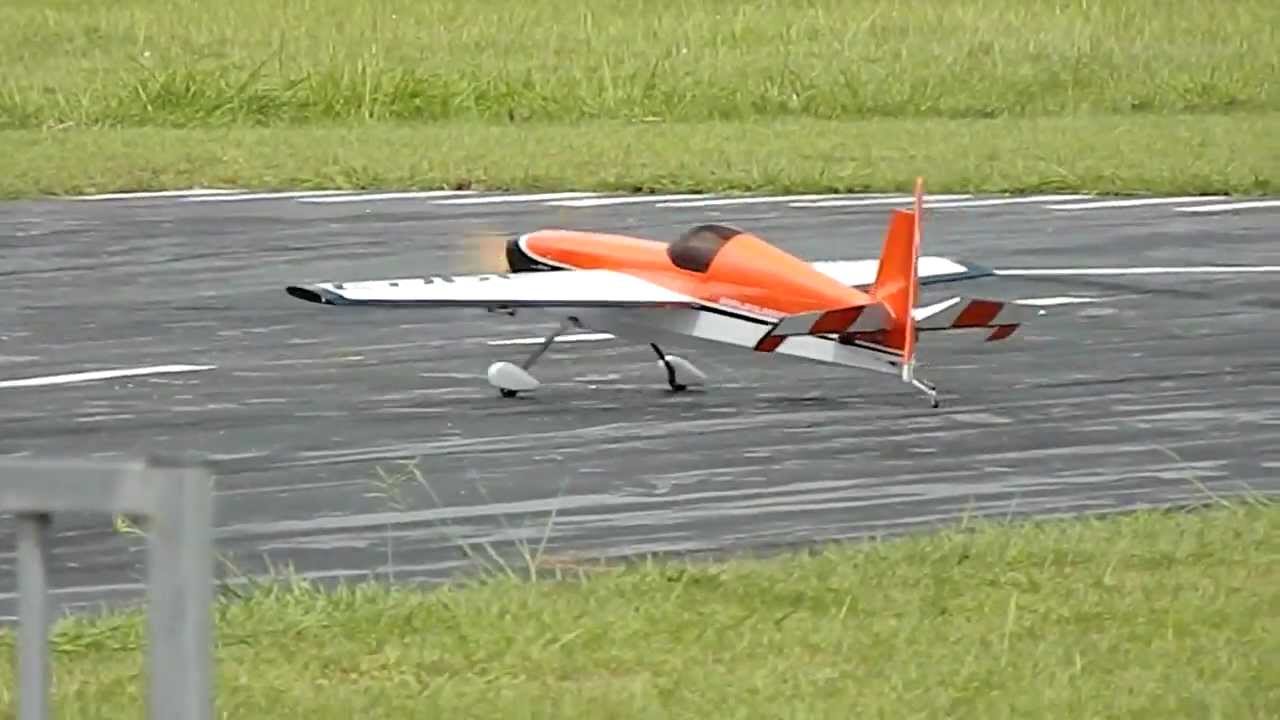 AERO WORKS EDGE 540 - YouTube
