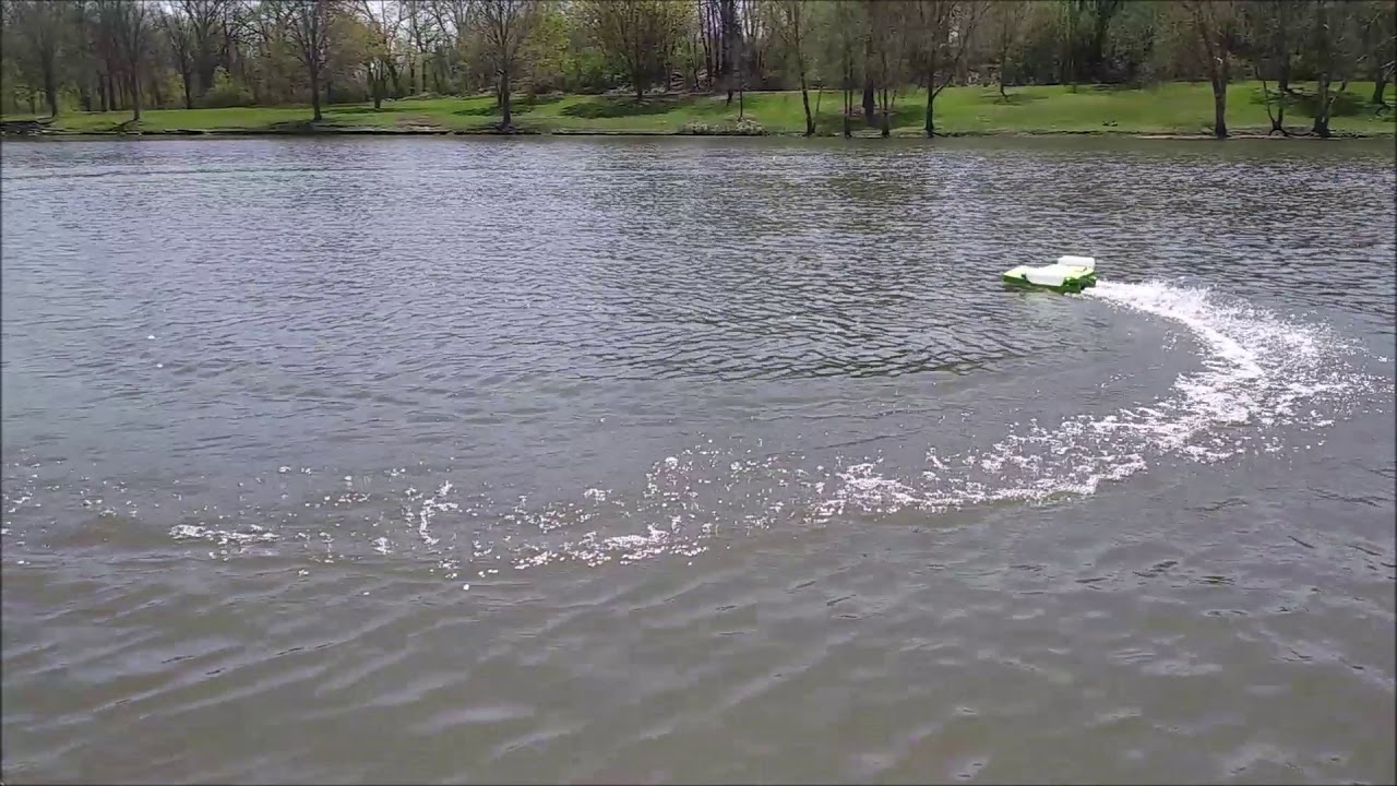 Foam Green Machine Jet Boat - YouTube
