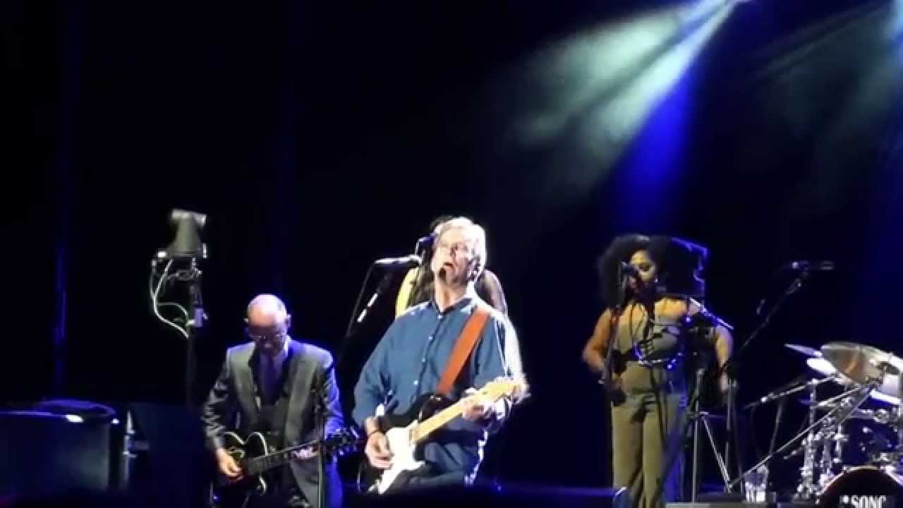Eric Clapton - Wonderful Tonight (live @ Vienna 2014) - YouTube