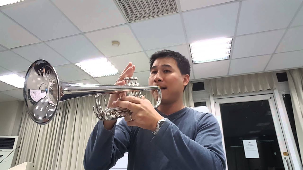 Marcel Bitsch Vingt Etudes for trumpet No.2 - YouTube