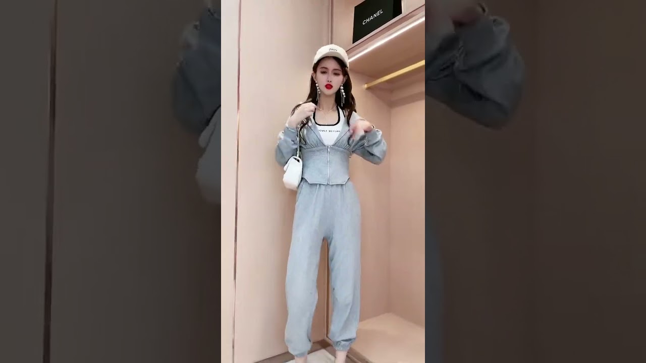 Amazing Clothing Show - Beautiful girl Clothing Show - #Short #Amazing ...