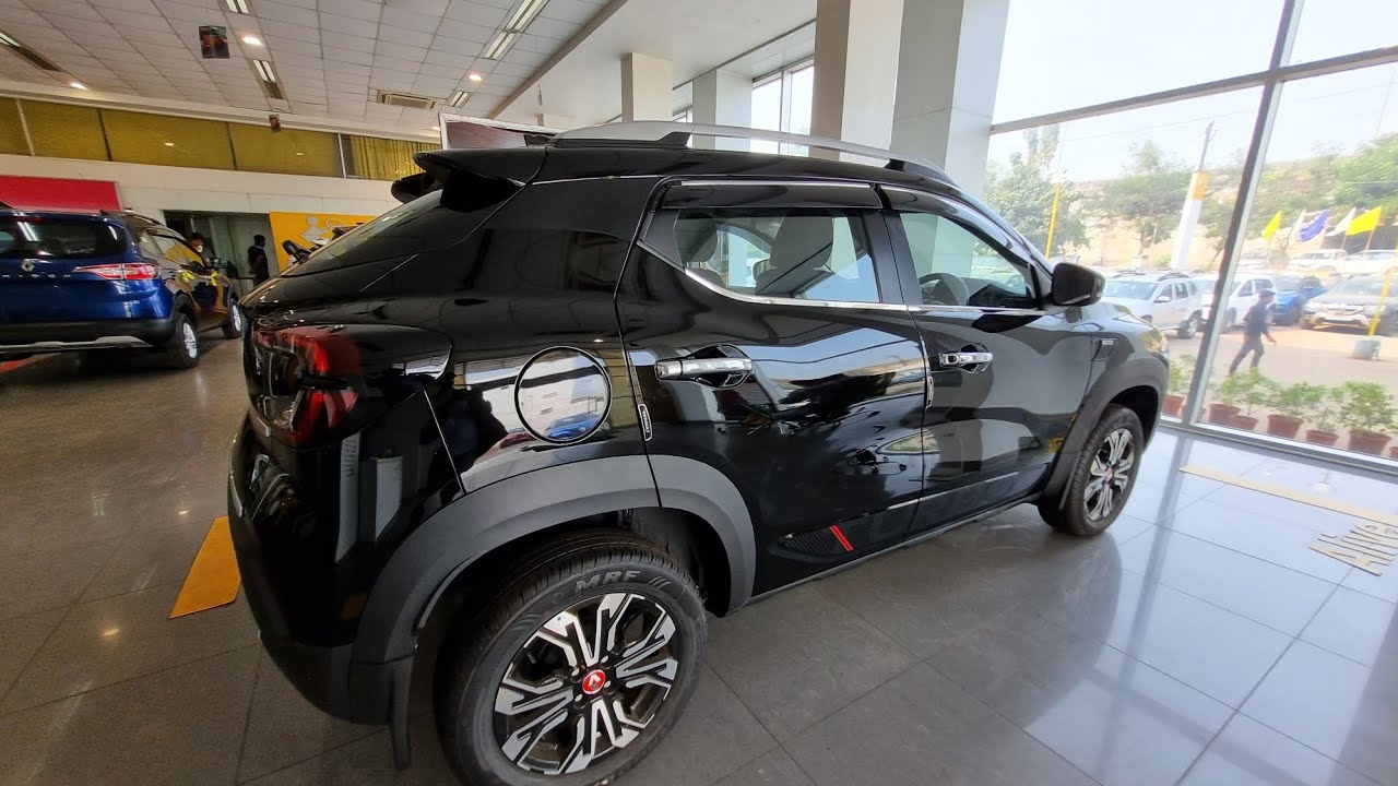 Renault Kiger, Stealth Black RXZ MT. - YouTube
