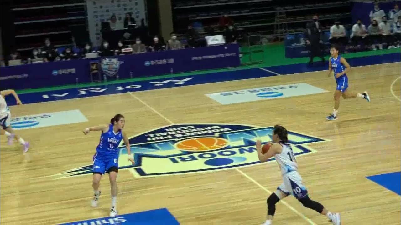 WKBL 우리은행 우리WON 신한은행전 4Q 박혜진 선수 슛 Korea Pro Basketball - YouTube