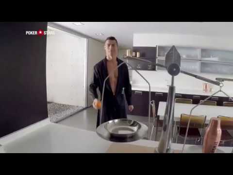 See Cristiano Ronaldo in the kitchen - YouTube