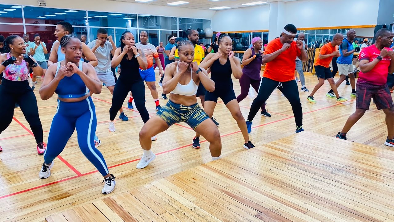 Cardio ️ KICKBOXING workout routine by @stevenbaloyi3082 - YouTube