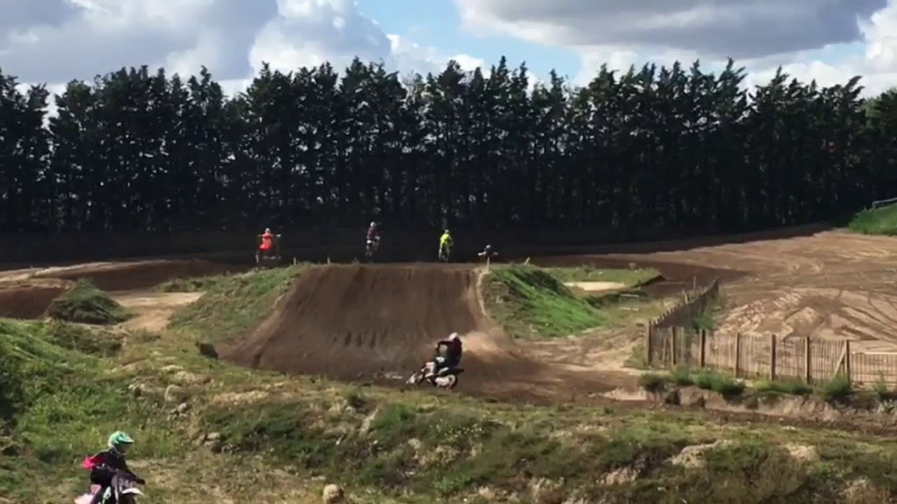 Mildenhall mx pt1 - YouTube