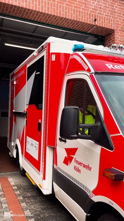 Der neue E-RTW der Feuerwehr Köln - 100 % Elektrisch - YouTube