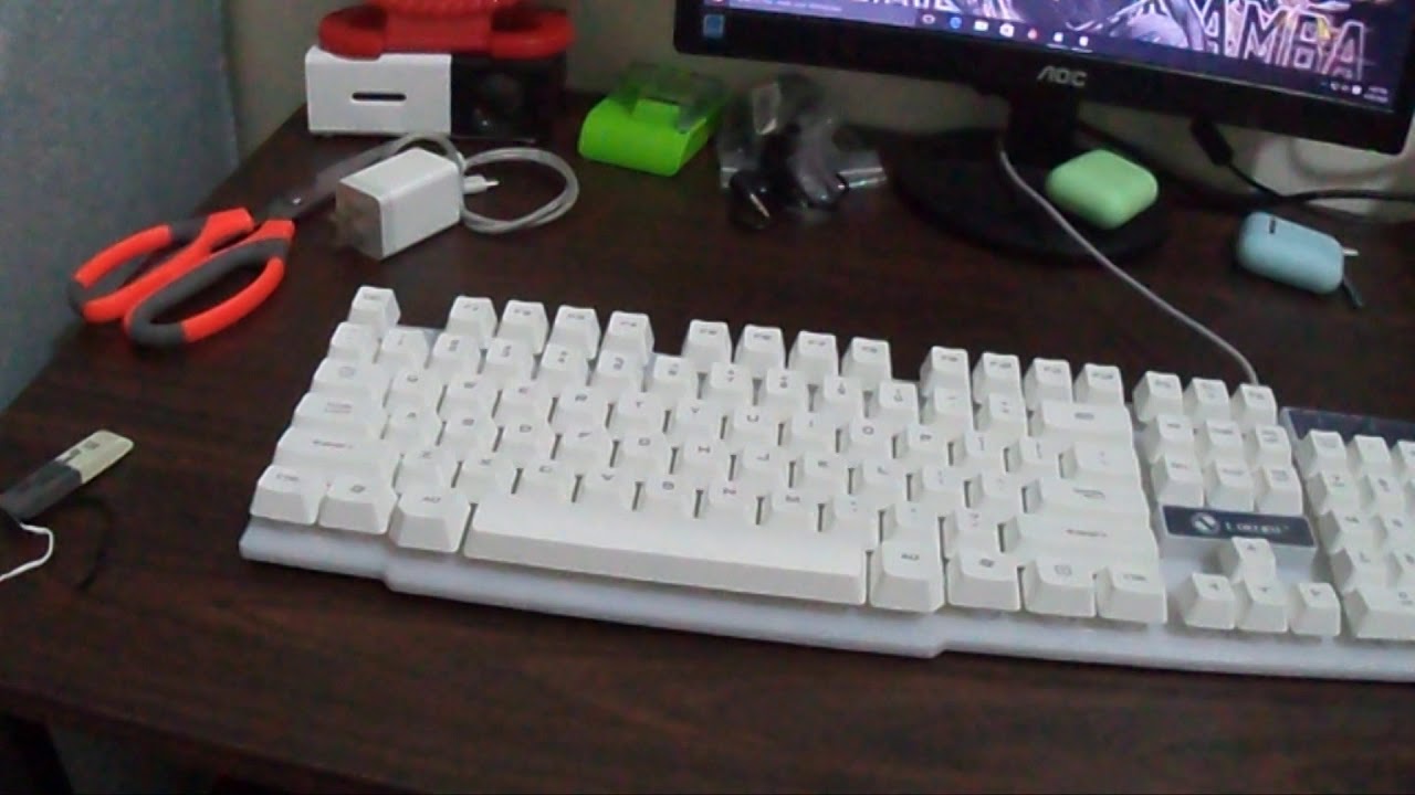Unboxing keyboard from lazada - YouTube