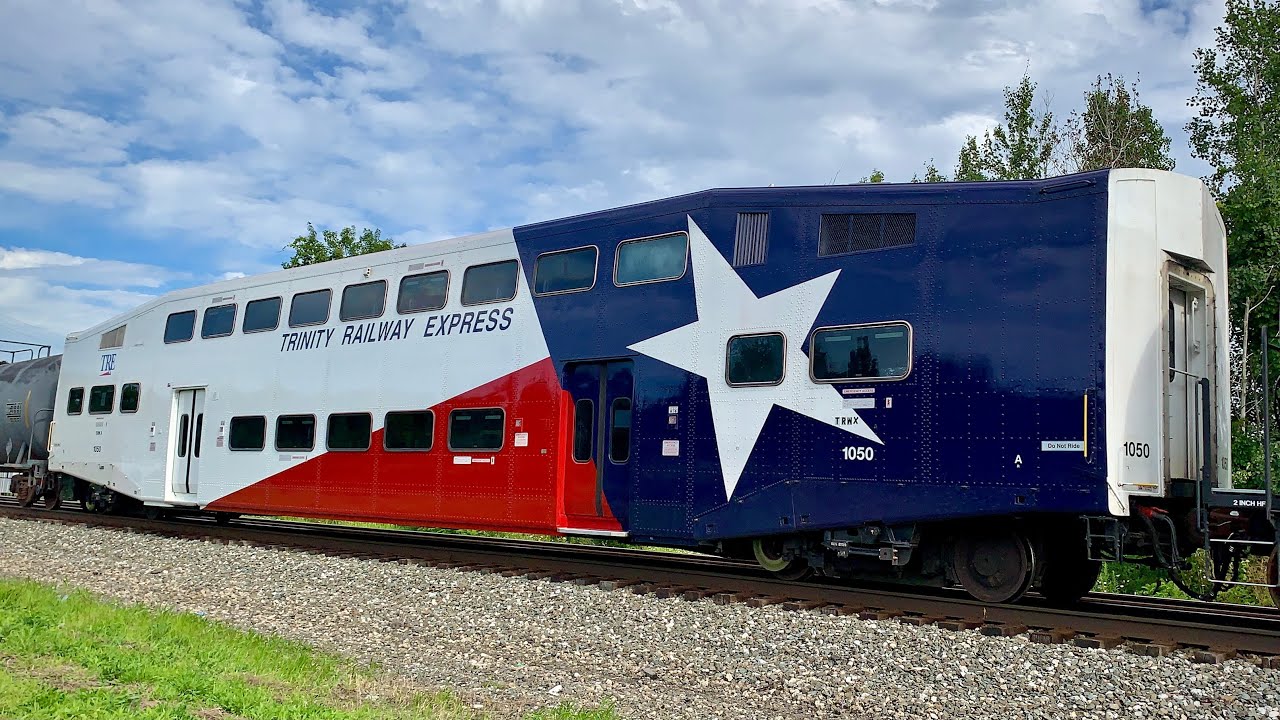 Trinity Railway Express Bi-Level Passenger Car #1050 Trails on I165 ...