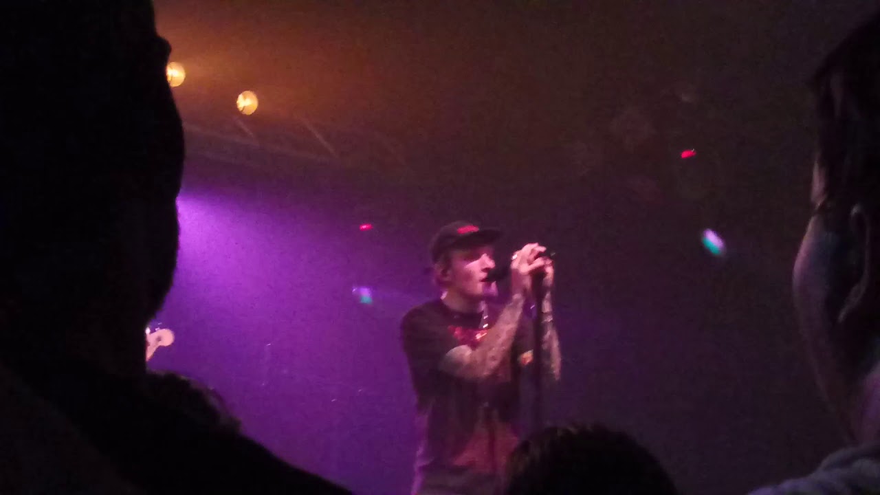 In Bloom Neck Deep (live) - YouTube