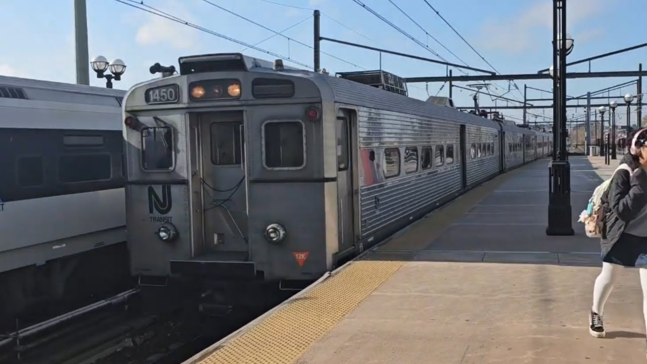 Delayed Amtrak and NJ Transit Trains at Secaucus Junction (11/5/24 ...