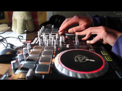 Calvin Harris vs Xan - DJ Komix Live Mashup