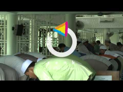 #00189 Malezya Cami NamazKılanlar