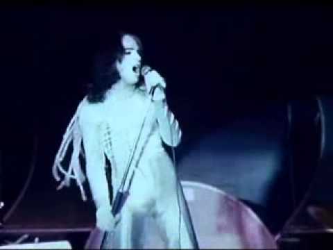 Genesis suppers ready, Foxtrot 1972, live at shepperton 1973