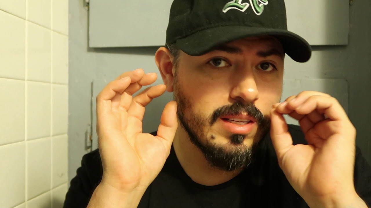 HYDRAULIC CLAW MACHINE made out of cardboard... MY IDEA GOT STOLEN ...