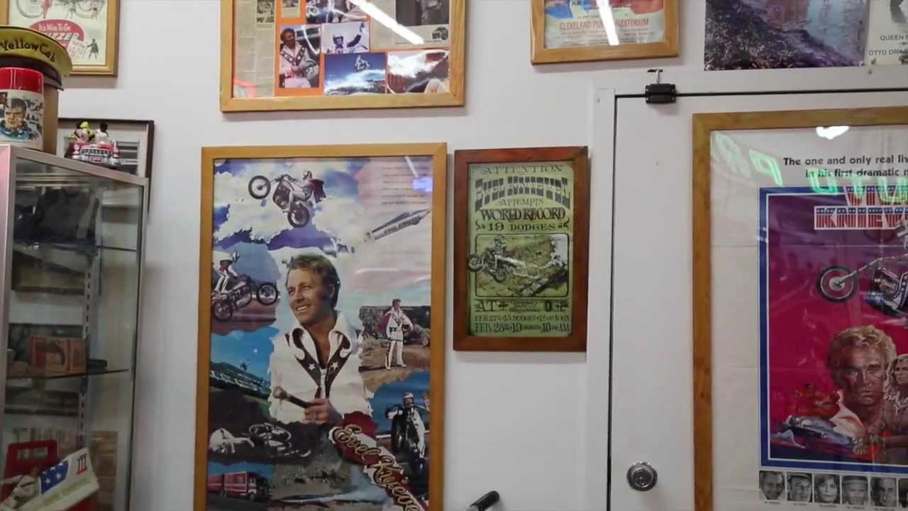 Evel Knievel in Twin Falls Idaho Race & Jump 1972 - YouTube