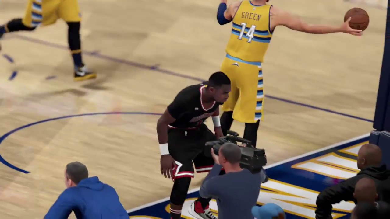 Tim Hardaway Jr With The Dunk - YouTube