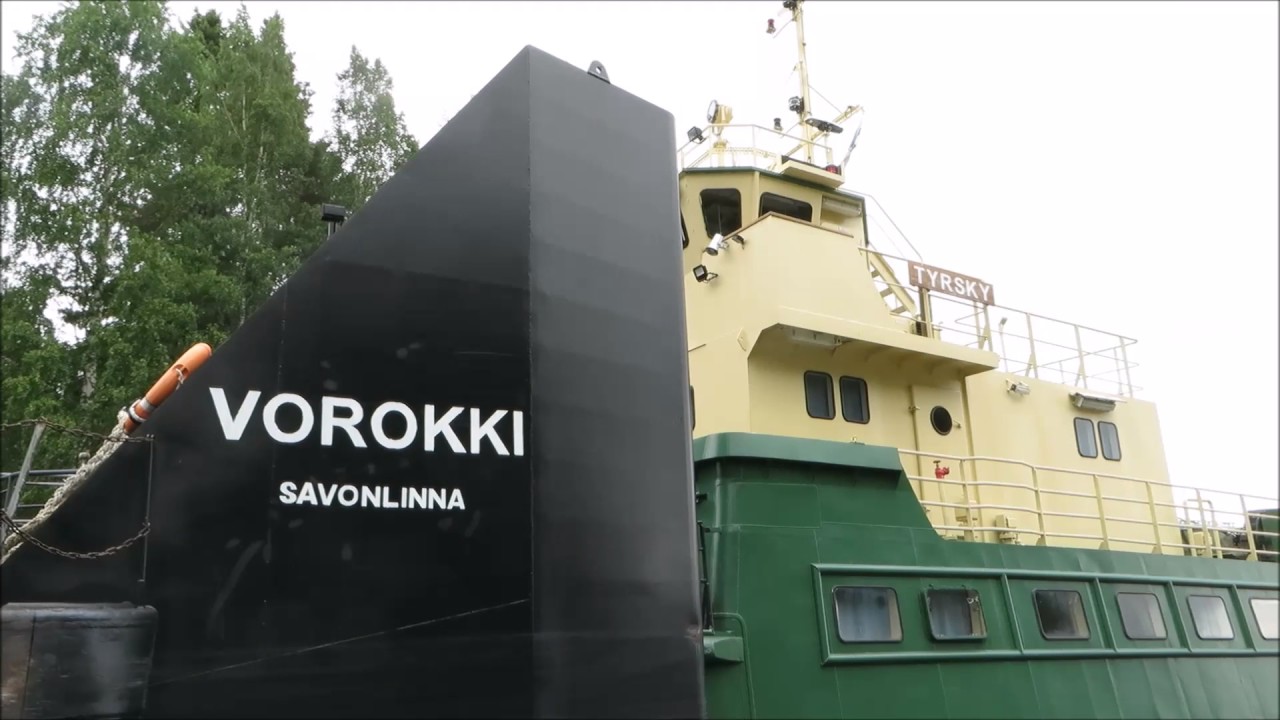 Proomu Vorokki ja puskija Tyrsky Konnuksen kanavalla Leppävirralla 25.6 ...