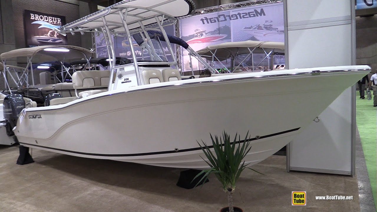 2016 Sea Fox 226 Commander Fishing Boat - Walkaround - 2016 Montreal ...