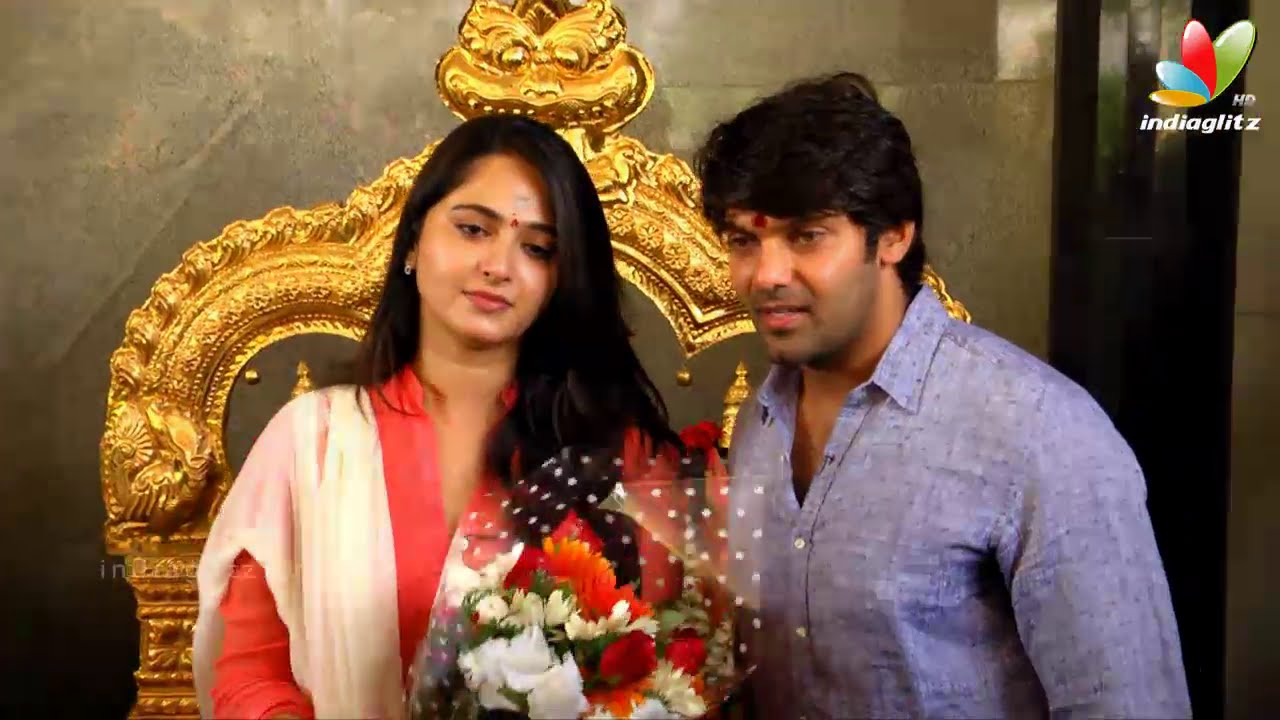 Arya and Anushka at 'Inji Idupazhagi' Movie Launch | Madhan Karky, K.S ...