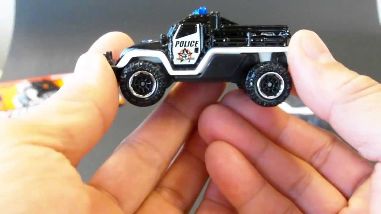 QUICKIE CAR REVIEW - 2013 Matchbox - ROAD RAIDER police pick up truck ...