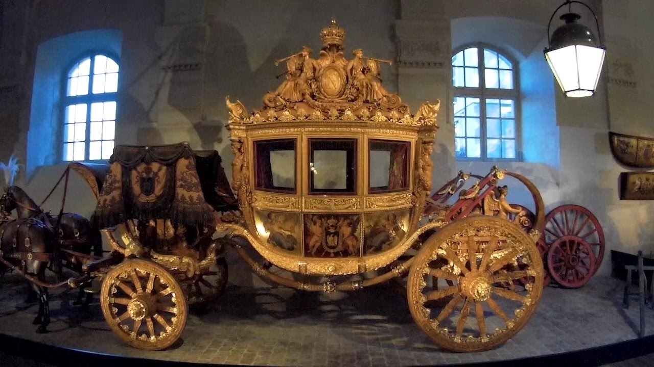 Galerie des carrosses, château de Versailles - Paris 2016, coach palace ...