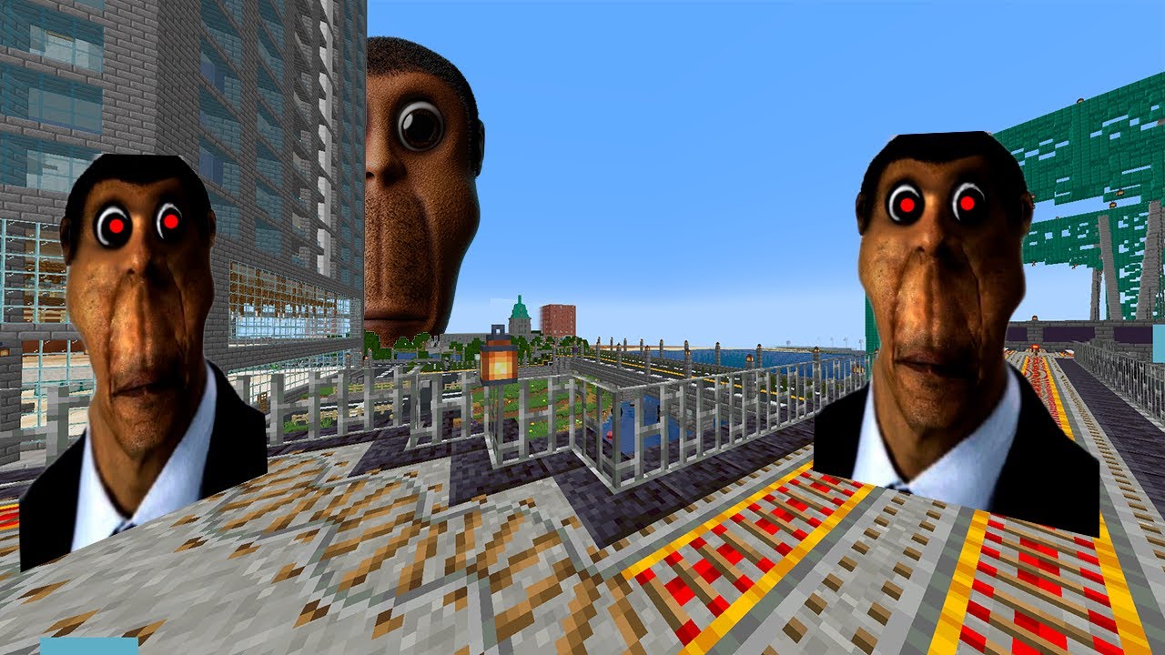 Minecraft Obunga Family Mod in City - YouTube