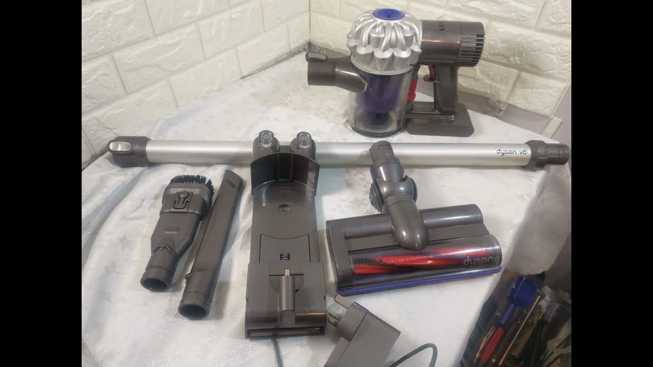 Dyson V6 Vacuum, Tools/Charger & Brand New Battery Fitted - YouTube