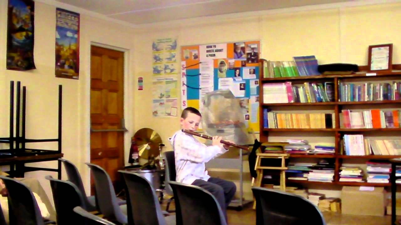 Daniel Knoop Flute U-12 winner Fleadh Cheoil Clifden 2011 (2 - YouTube
