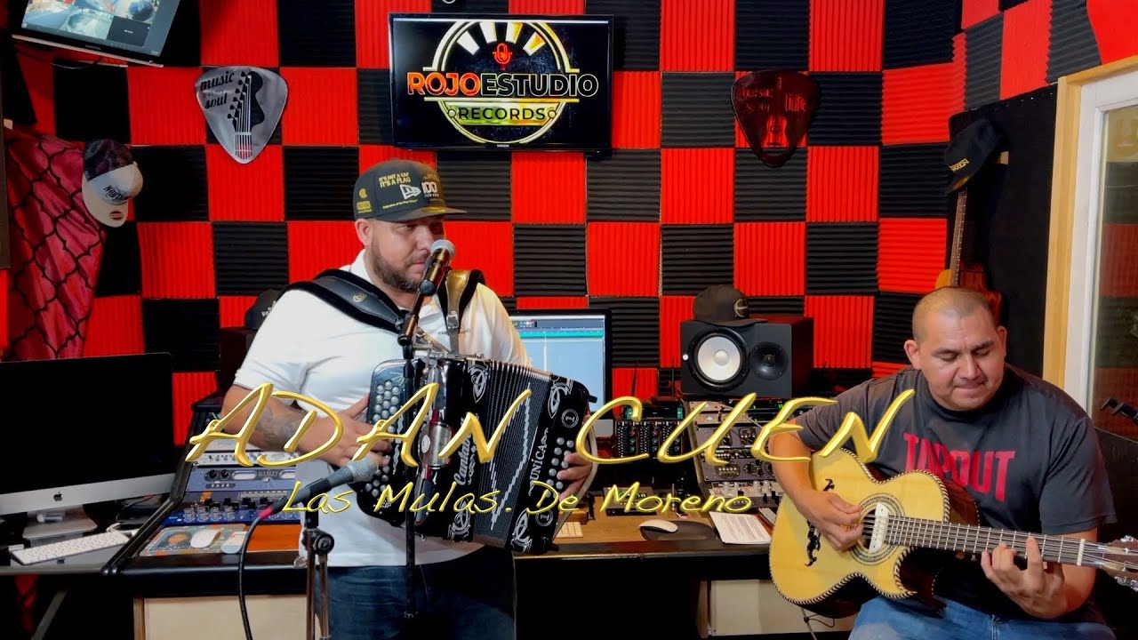 Las Mulas De Moreno Adan Cuen En Vivo Con Tololoche - YouTube