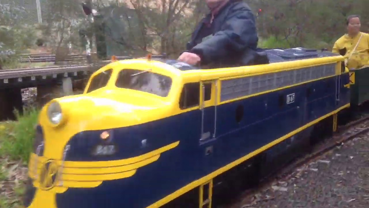 A Ride On Dimond Valley Miniature Railway - YouTube