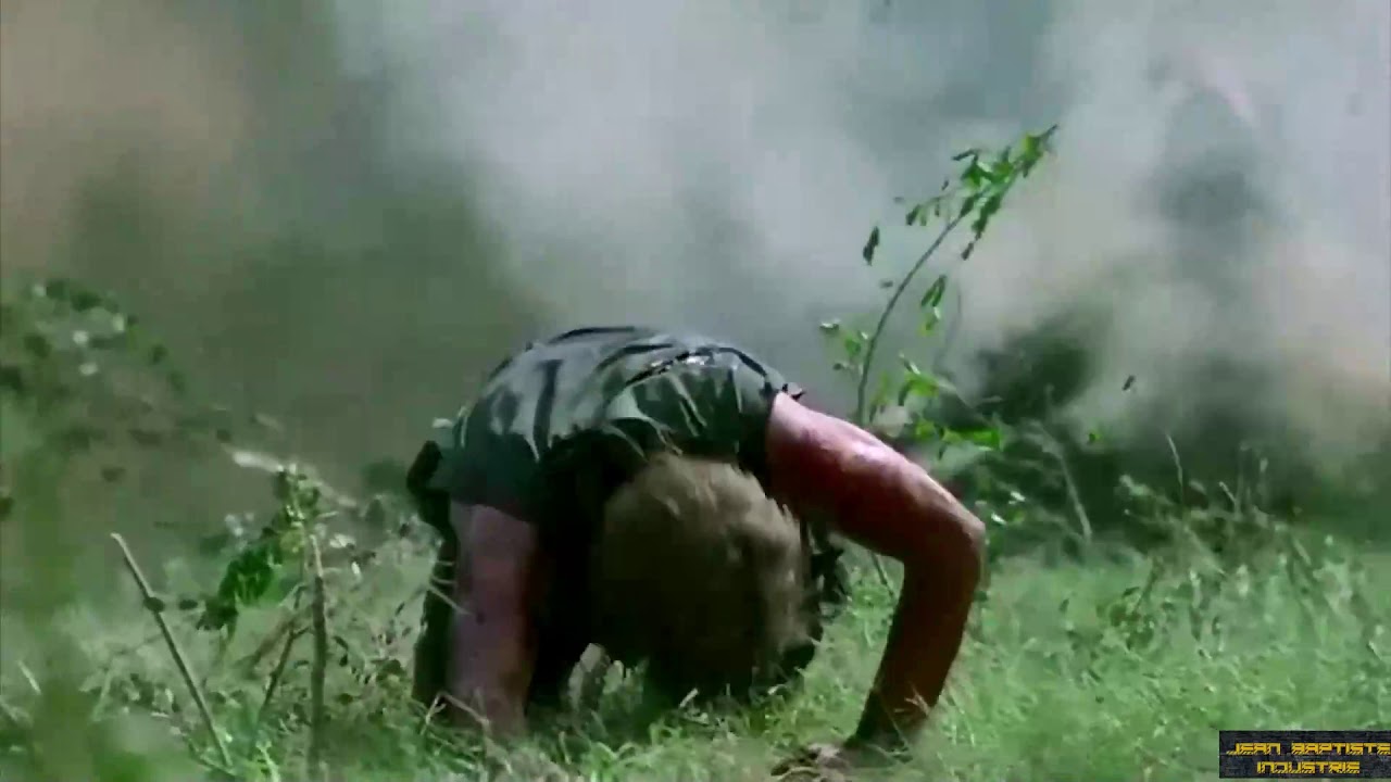 Platoon Scène Culte Mort du Sgt Elias - YouTube