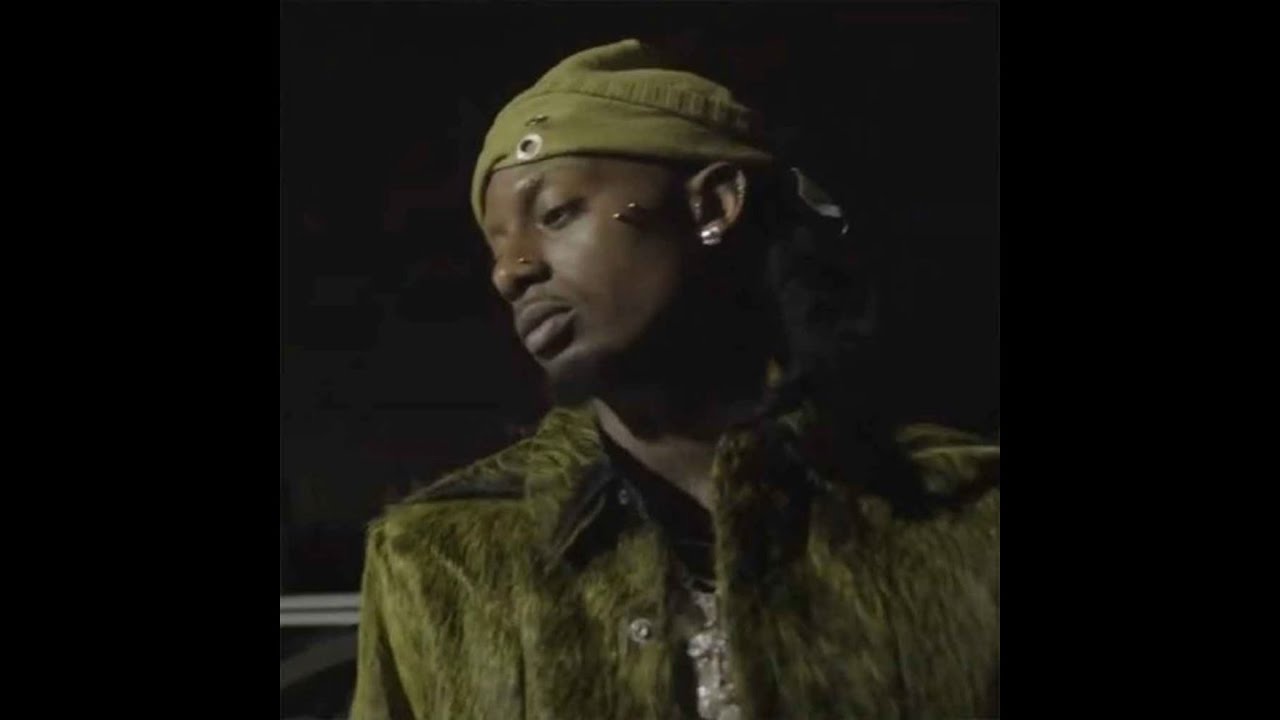 Playboi Carti-ur the moon/different day [INTRO/REMIX] (prod Stark1ller ...