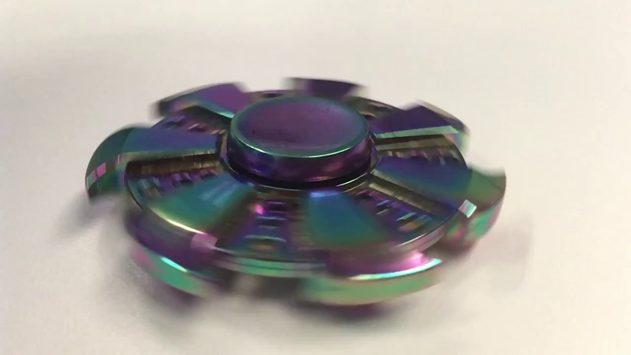 Neo-Chrome spinner in super slow-mo - YouTube