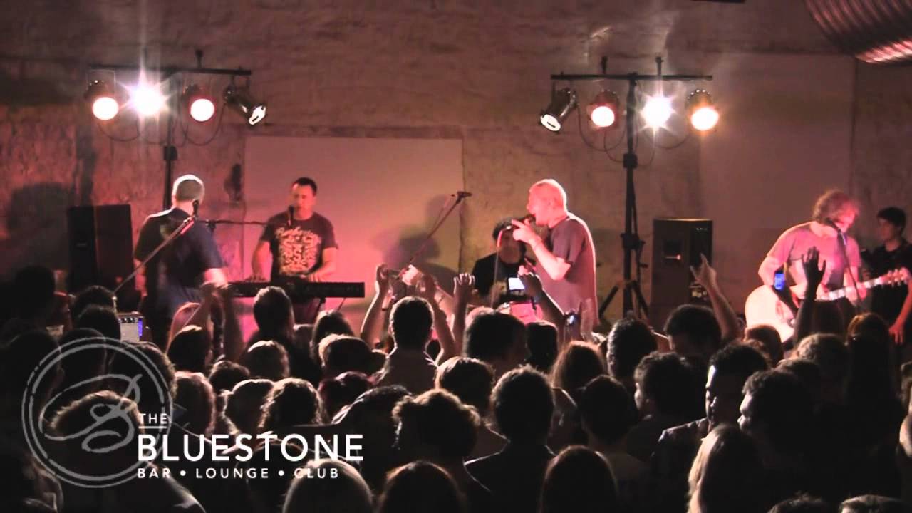 DARYL BRAITHWAITE "Higher Than Hope" Live at The Bluestone 05112011 ...