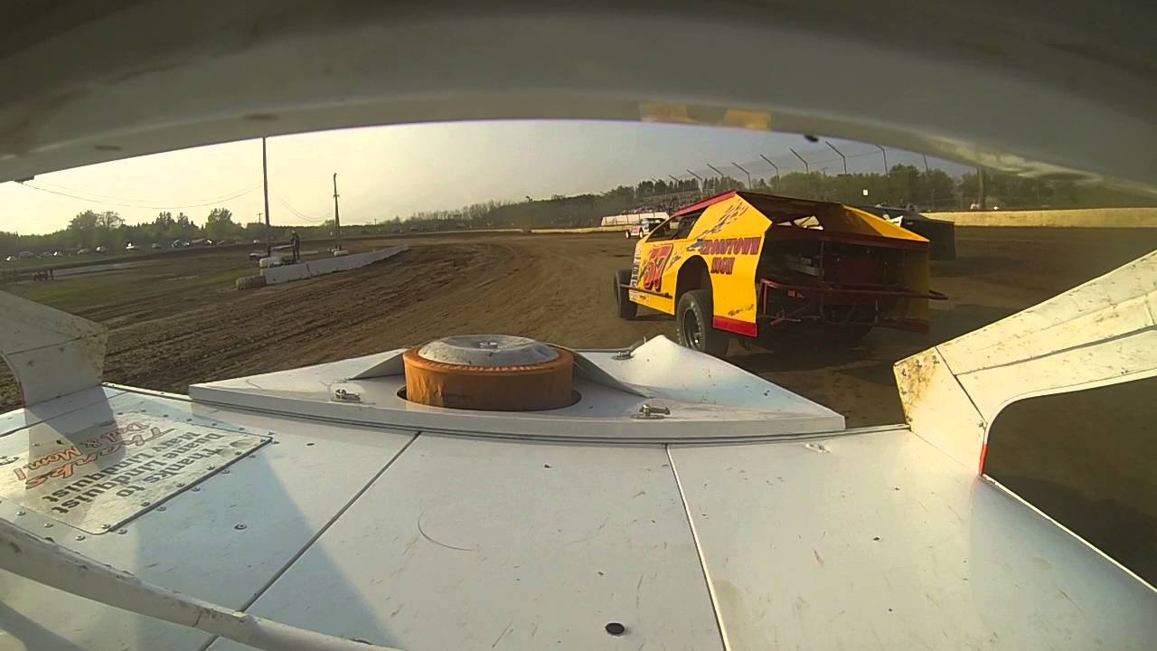 St Croix Speedway heat - YouTube
