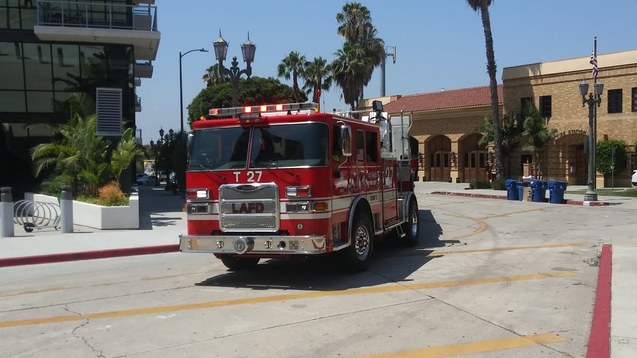 LAFD Light Force 27 Responding - YouTube
