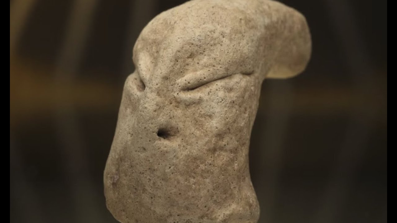 Alien-Like Figurine Dating Back 7,000 years Unearthed in Kuwait! - YouTube
