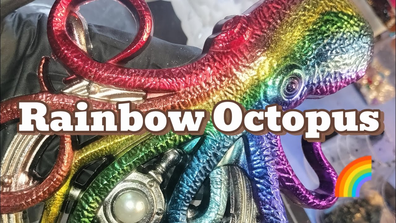 Stunning Rainbow Octopus With Chrome Pigment - YouTube
