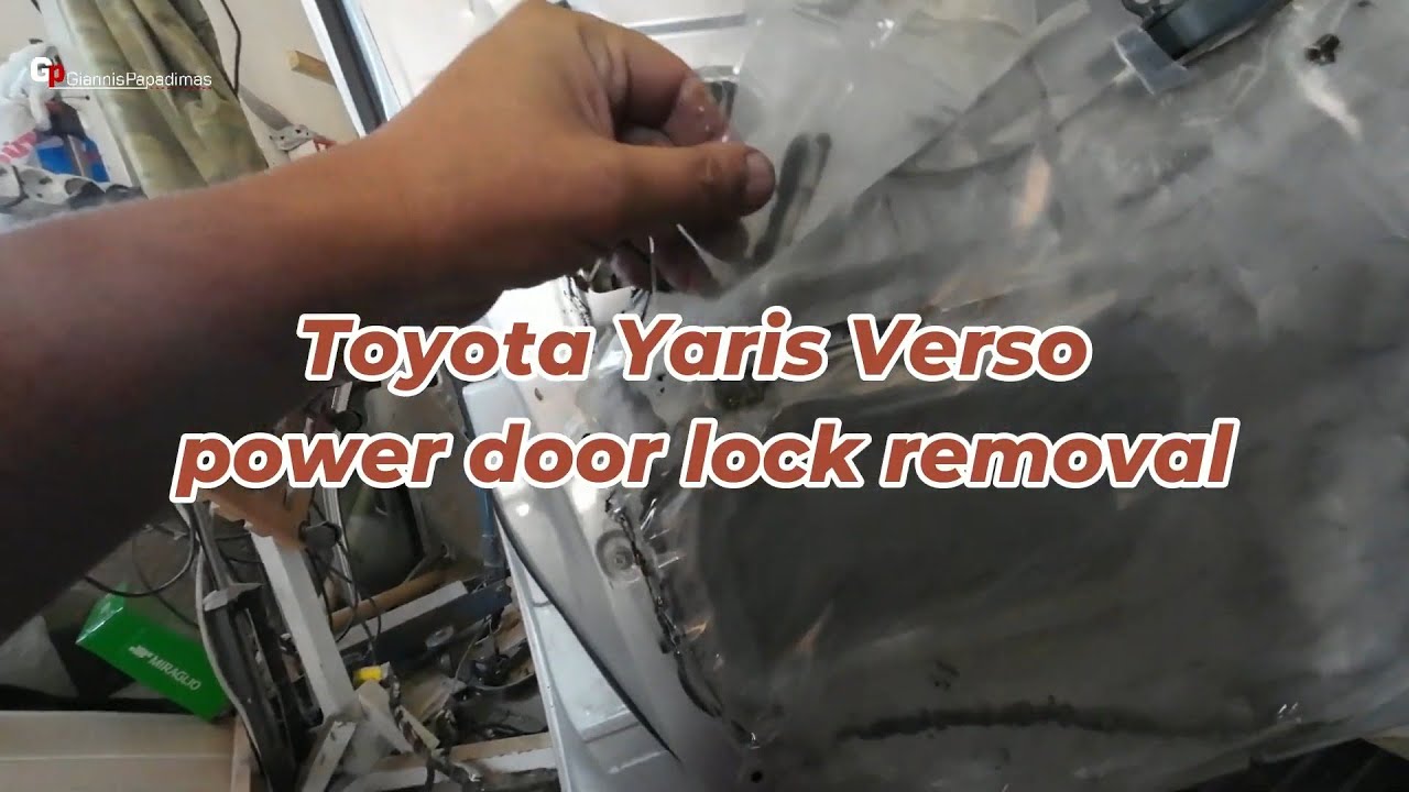 Toyota Yaris Verso power door lock removal - YouTube