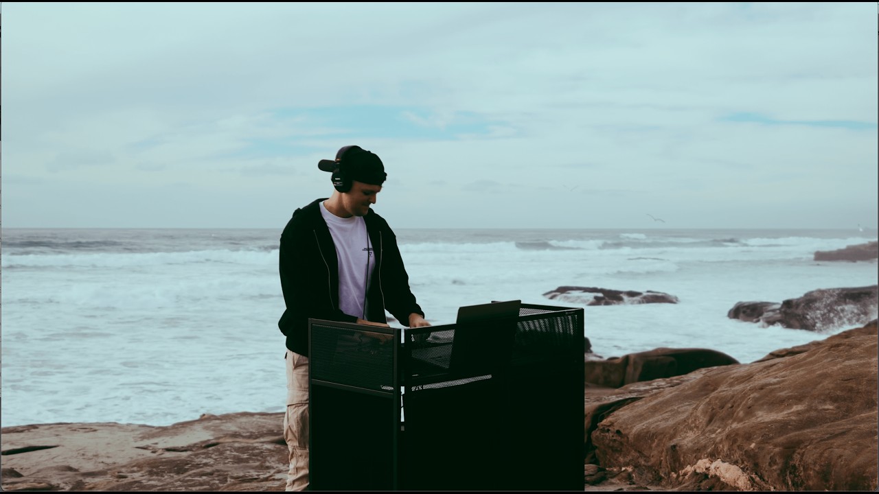 ZYZZ WOULD LISTEN TO | HARDSTYLE MIX #1 | BEACH DJ SET - YouTube