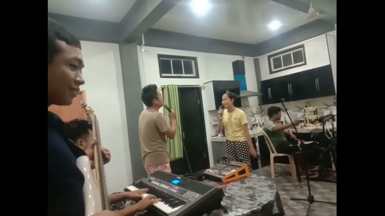 Mizo idol top 20 Zochhuanmawia te nen....YMA Rising day in buatsaihna ...