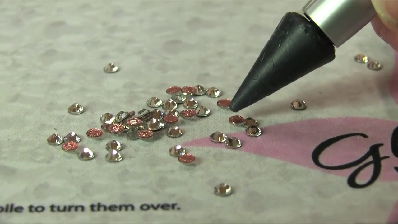 How to create a Crystal Motif for your clothing - YouTube