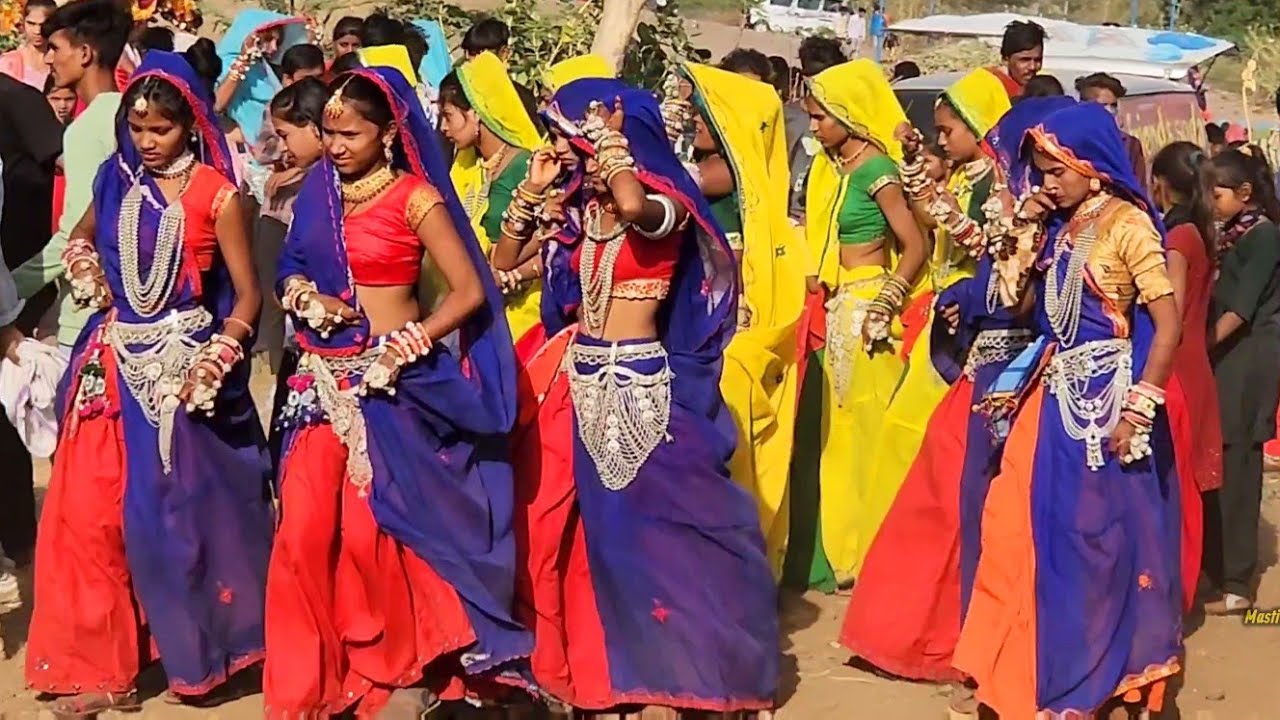 उची झालर मा करे वो यायणी | Uchi Jhalar Ma Kare Vo Yayani | Kallu ...