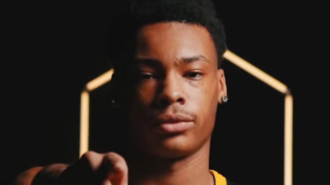 Bradley Floyd vs Burns - YouTube